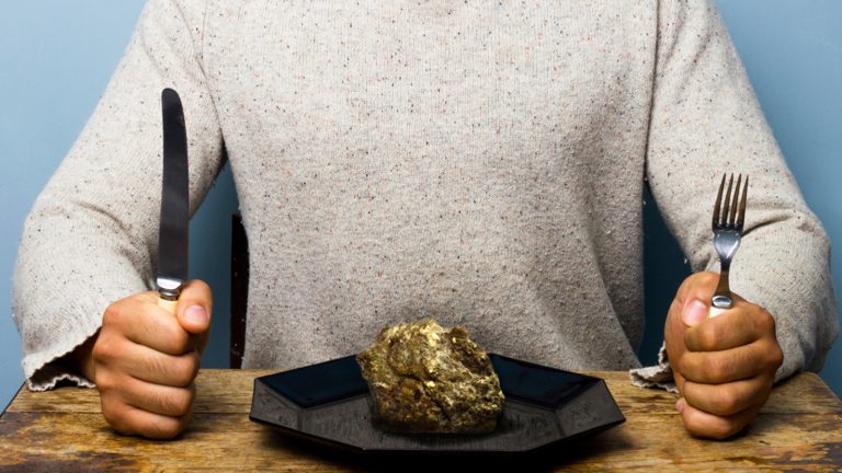 What happens if you eat uranium after nuclear chemist ‘ate’ it to prove ...